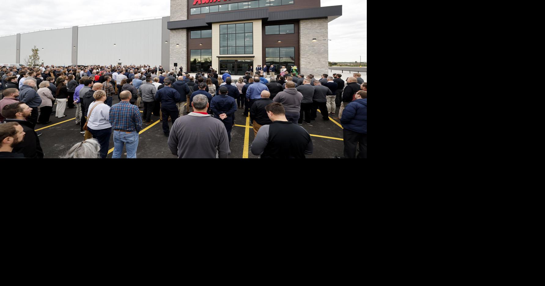 Kwik Trip distribution facility opens in DeForest