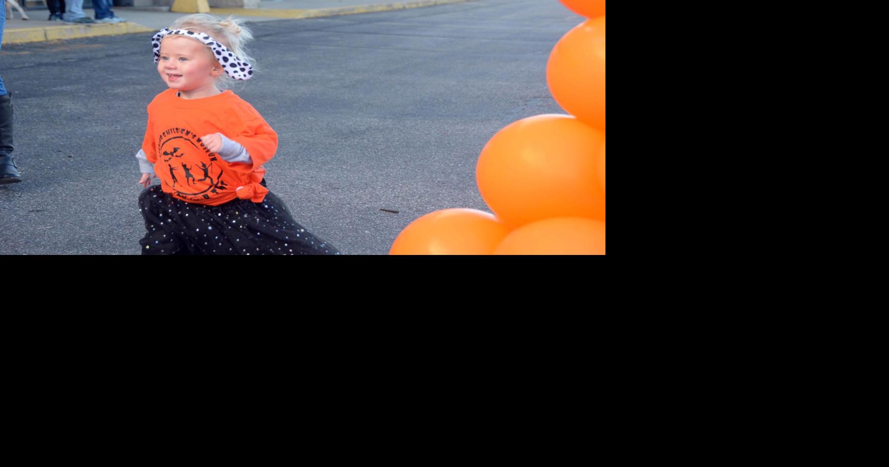 GALLERY: Baraboo Children's Museum hosts 2021 Trick or Trot fun run