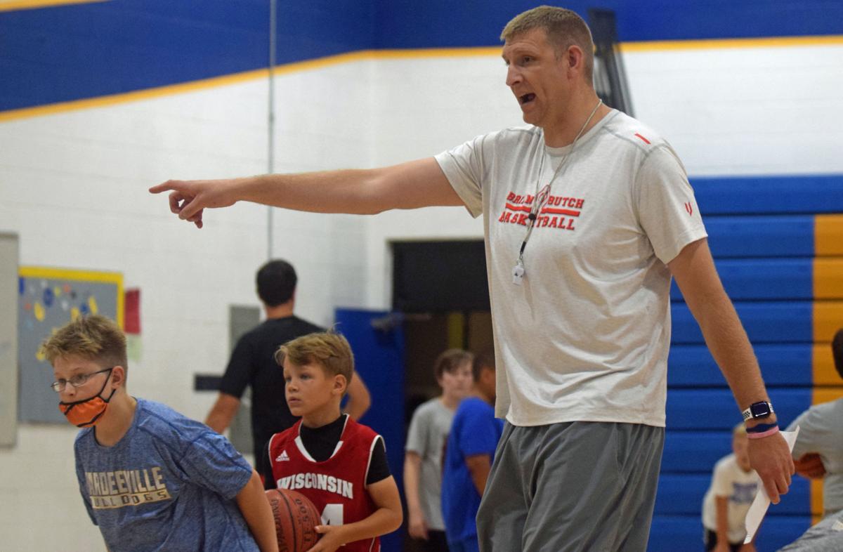 Badgers legend Brian Butch paying it forward with basketball camps ...