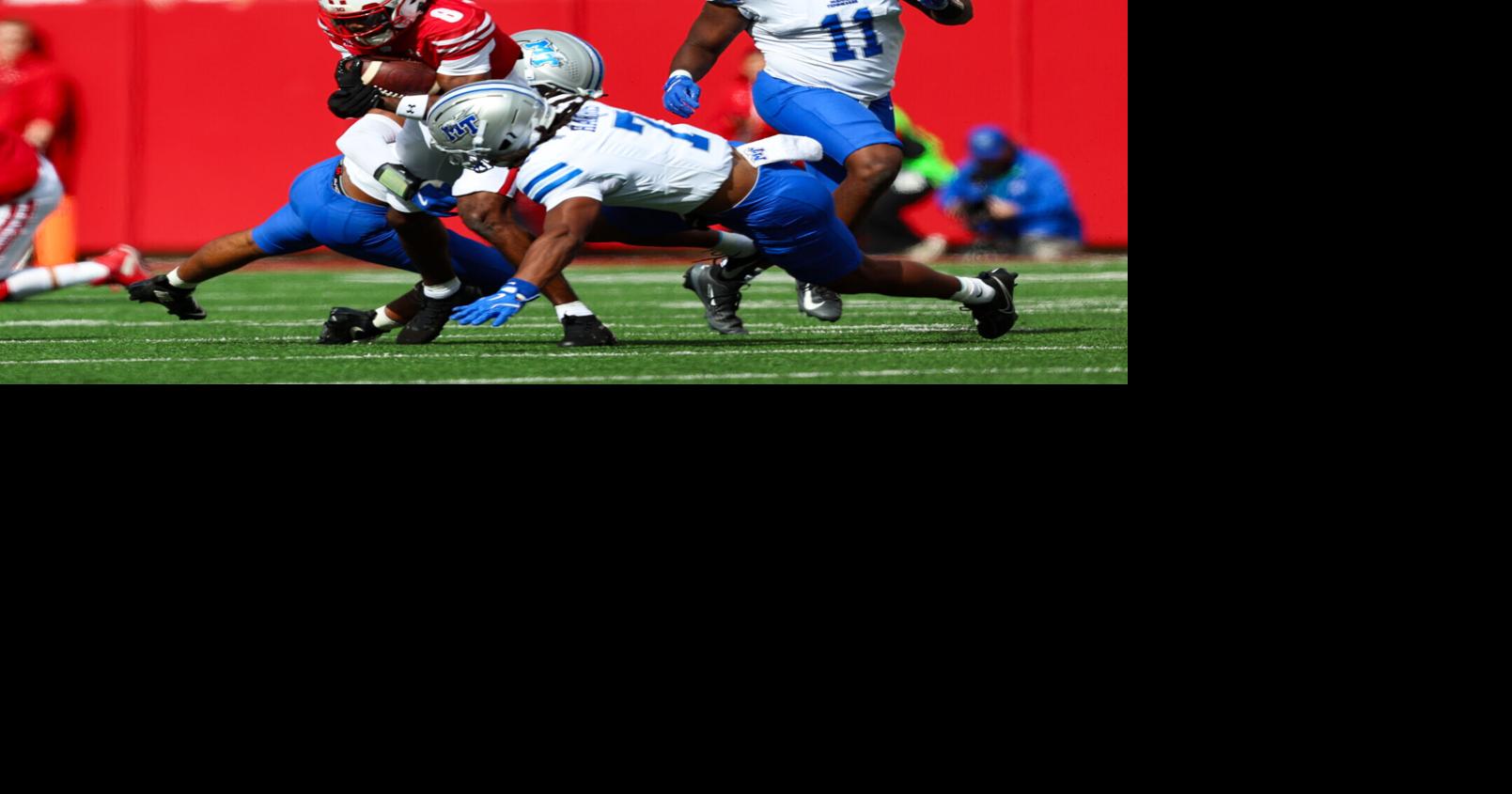 Grade Wisconsin football vs. Middle Tennessee State