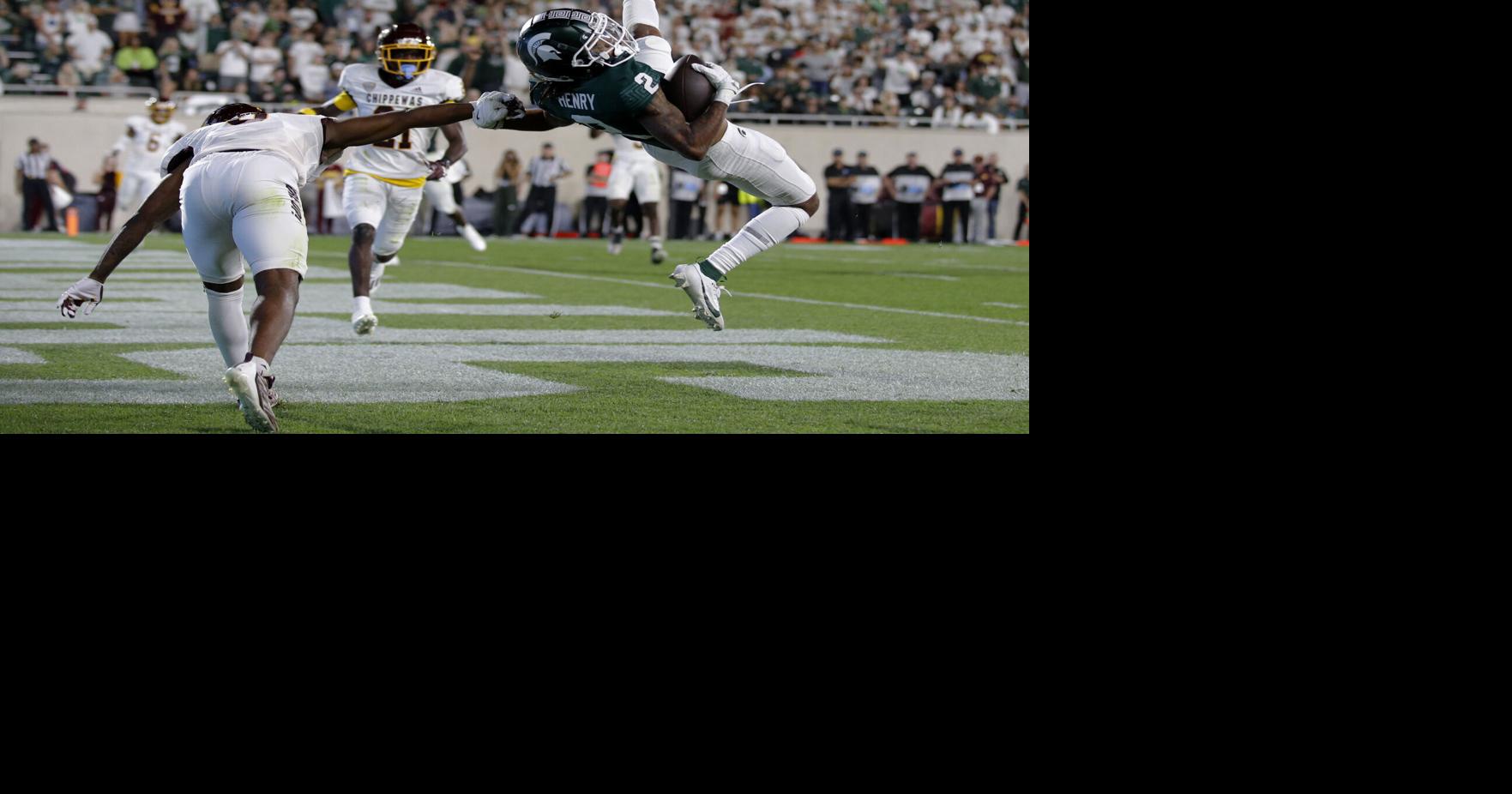 Receiver Tyrell Henry commits to Wisconsin football