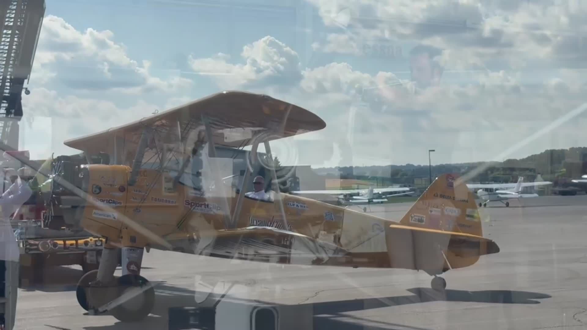 World War II veterans take flight