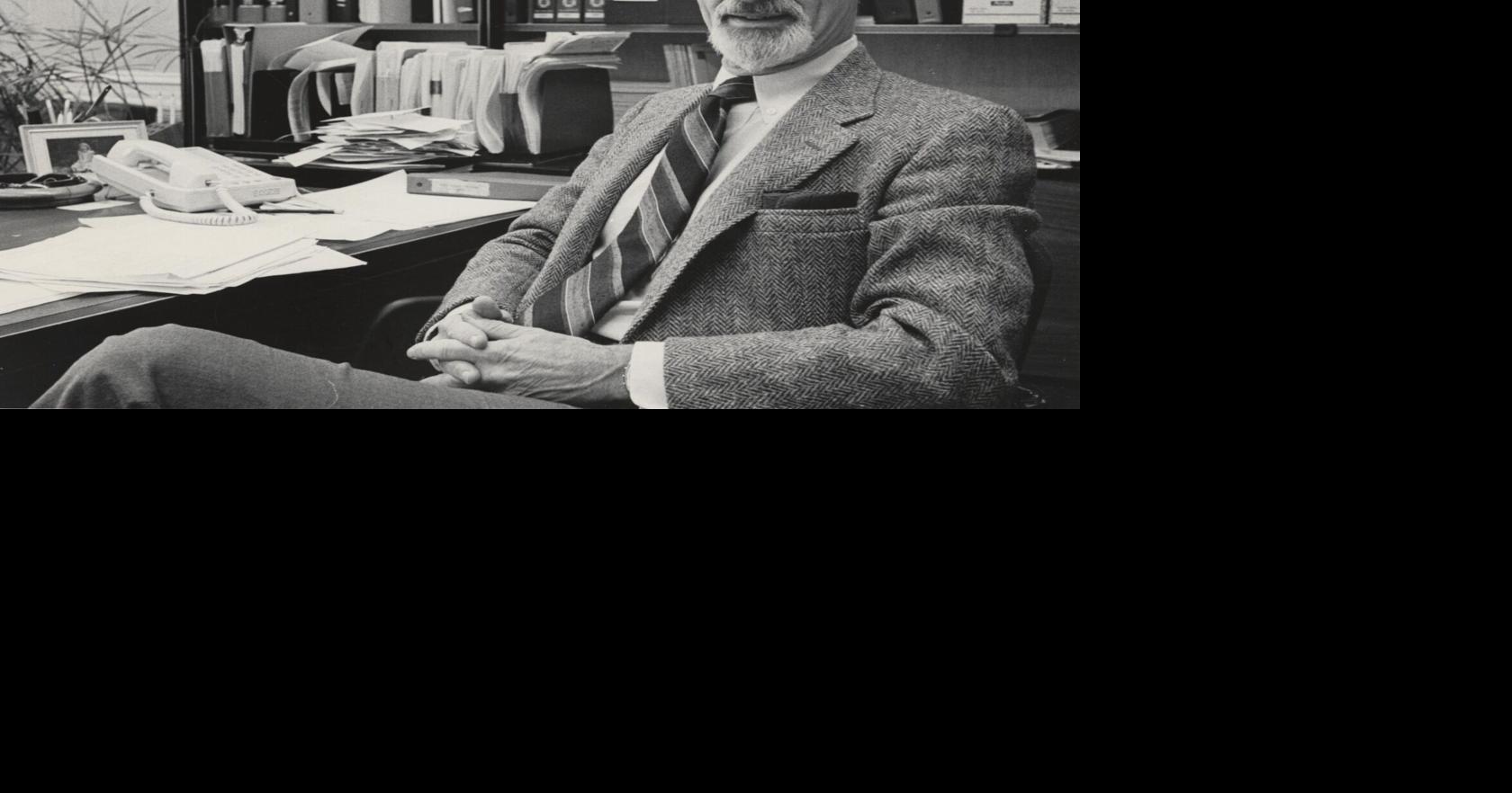 Former acting UW-Madison chancellor Bernard Cohen dies at 97