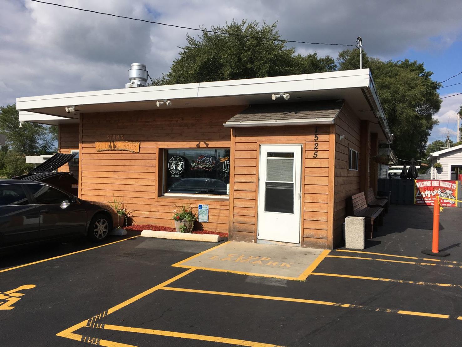 'Smut and Eggs' restaurant faces uphill battle after hosting stripper ...