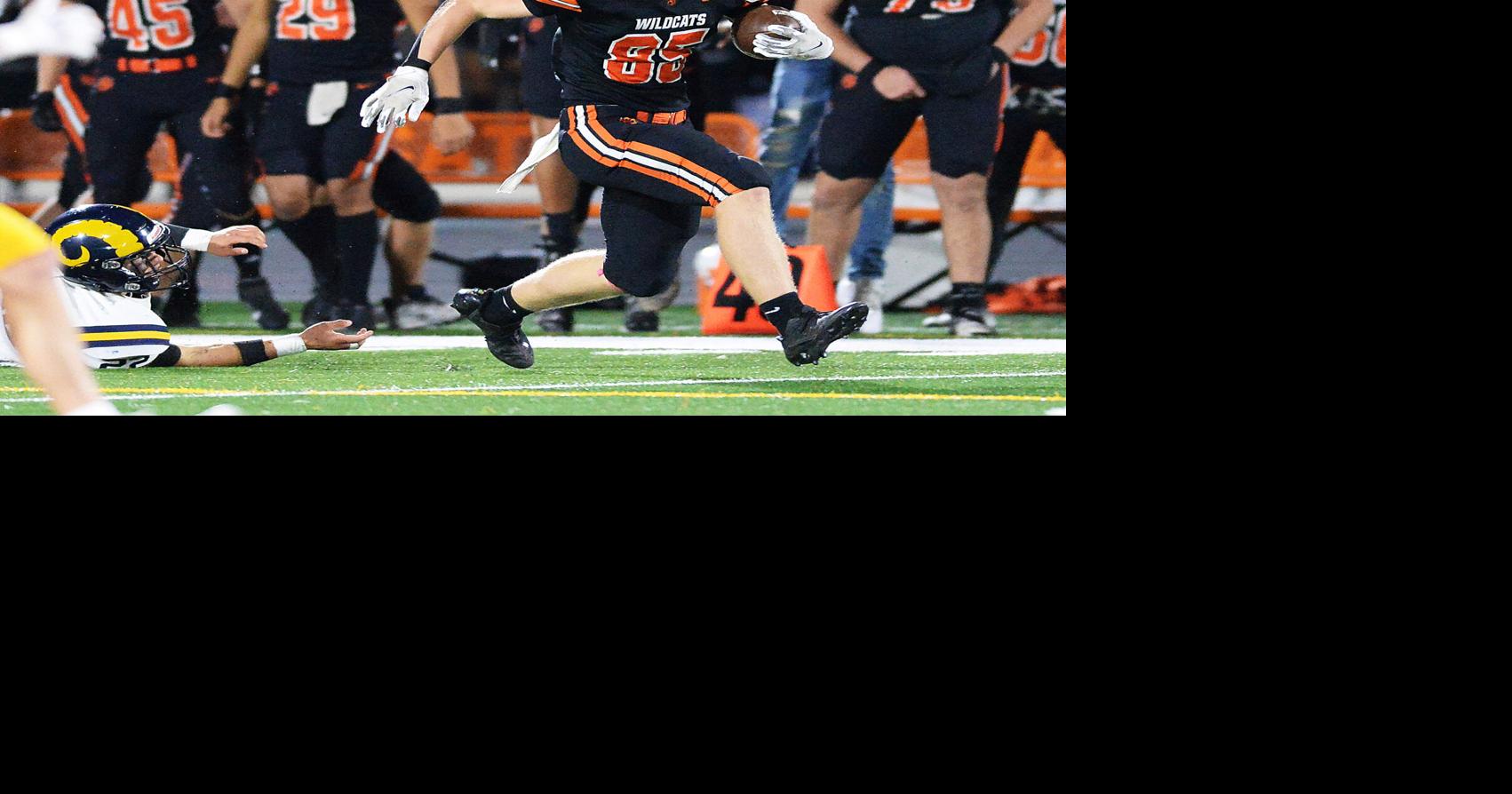 Photos: Verona hosts Milwaukee Marquette in high school football playoffs