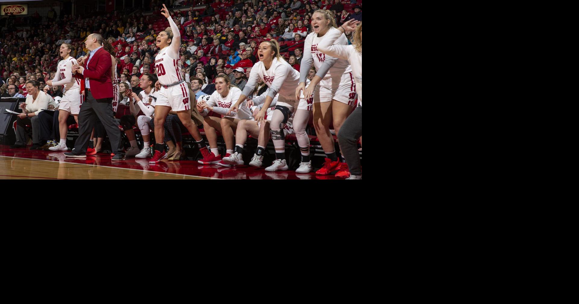 Sara Stapleton gets high marks for low-post play in first career start ...