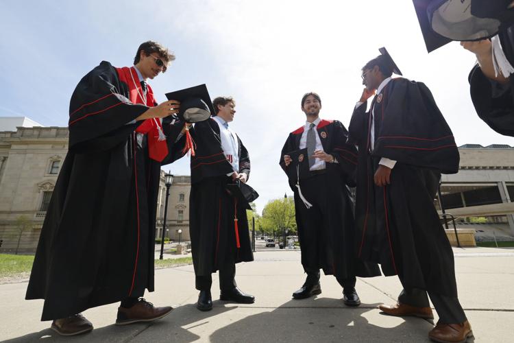 Canvas outage leaves UW-Madison final grades in limbo