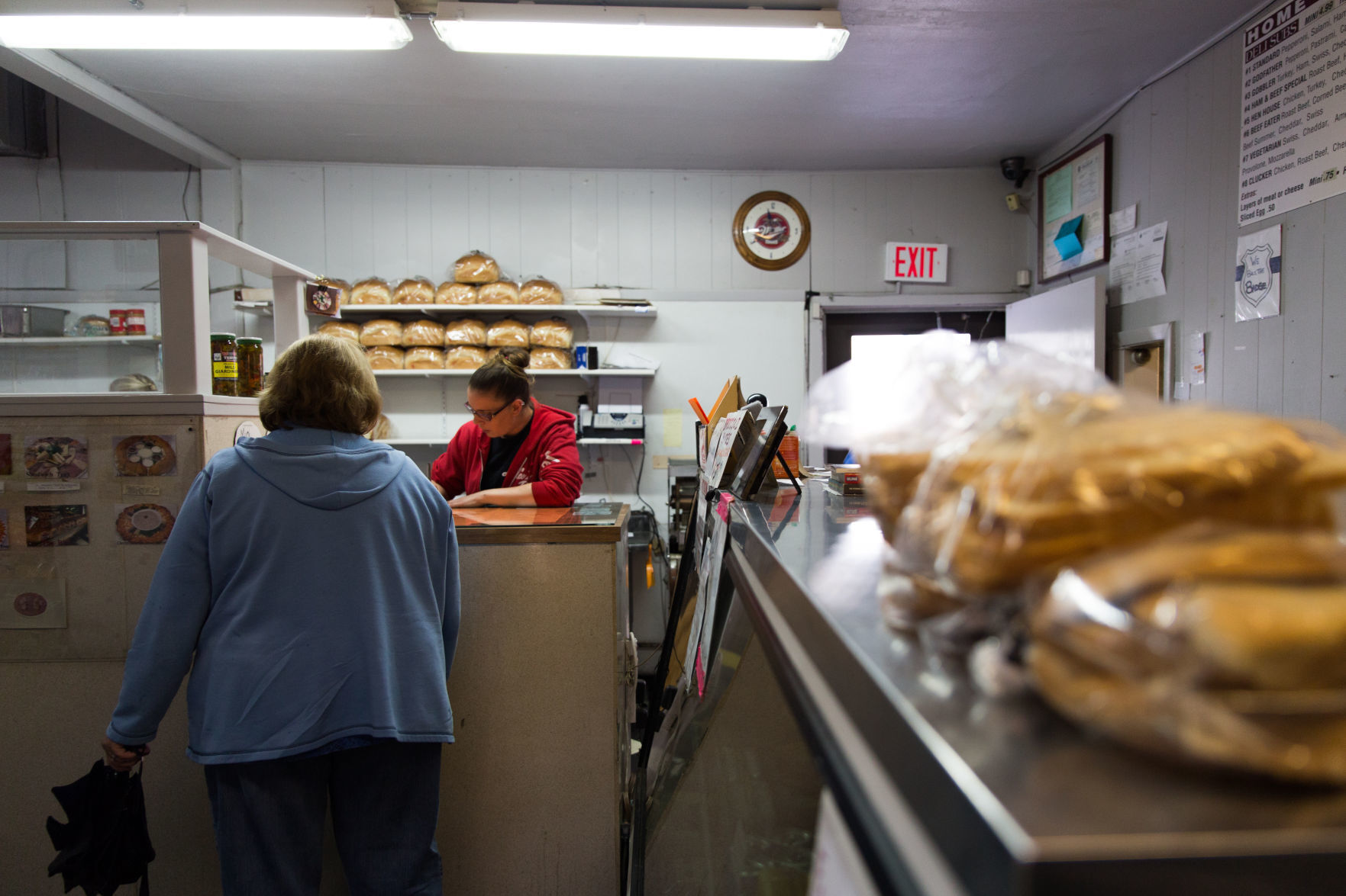 Lee's Deli expanding to Belle City Square in 2026