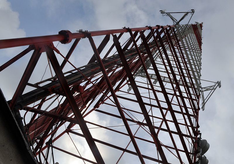 Push for internet via TV airwaves comes to Wisconsin, despite ...