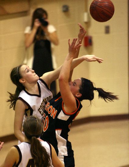 Photo gallery: Oregon at Madison Edgewood girls basketball