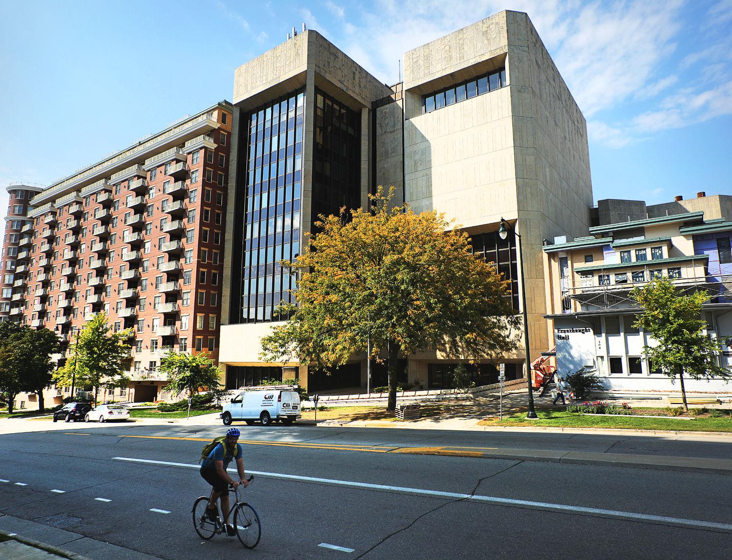 ATT and T Building-09292014140936.jpg