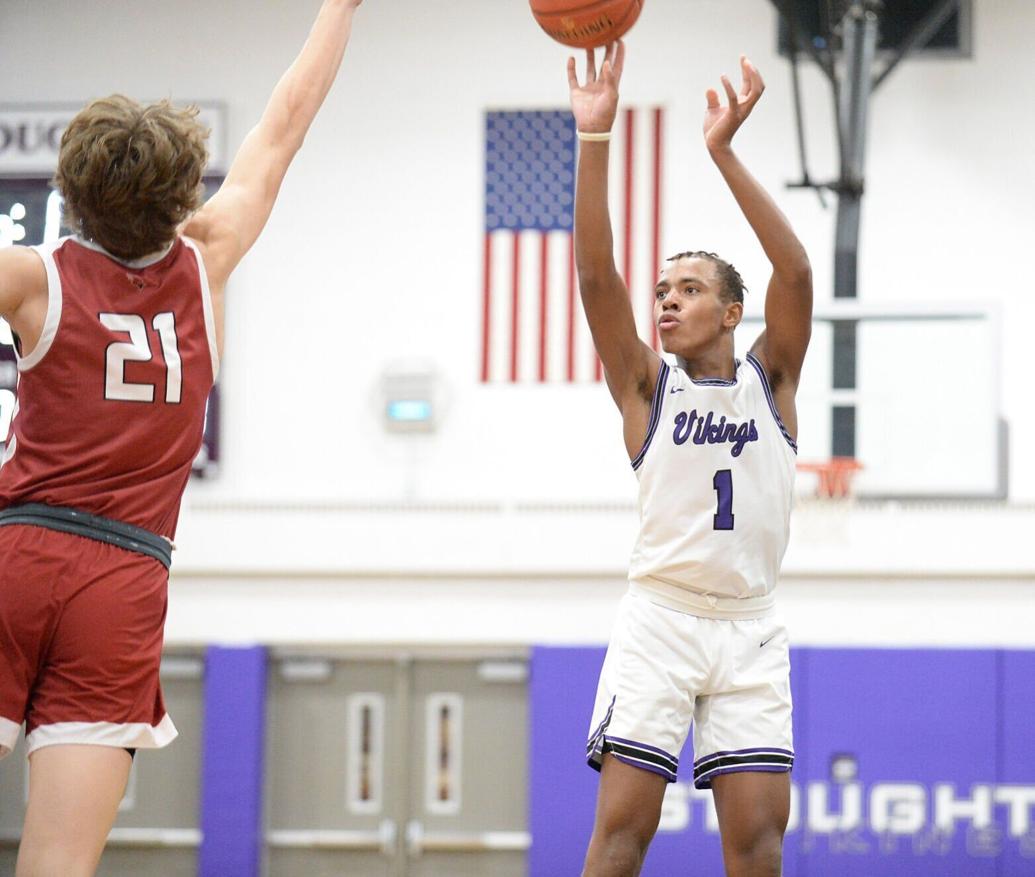 Ty Schlagel receives Wisconsin men's basketball offer