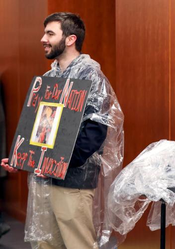 La Crosse city council drops invocation prayer practice