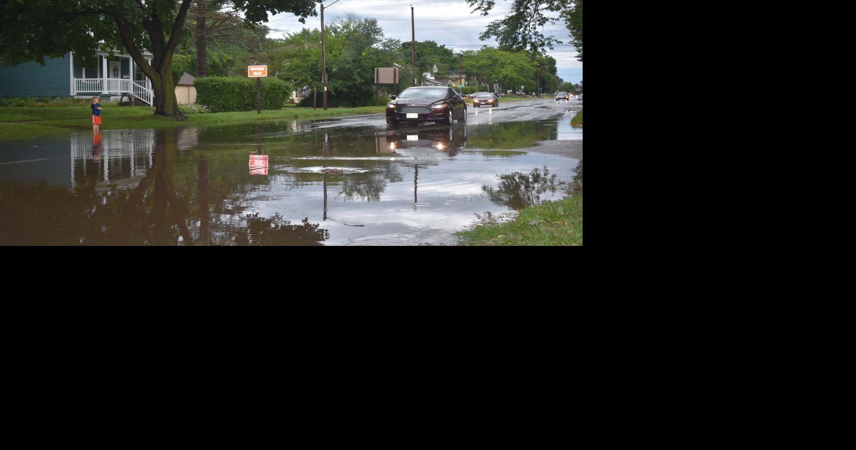 Storms rake Portage area; damage minor in city but Endeavor area hit harder