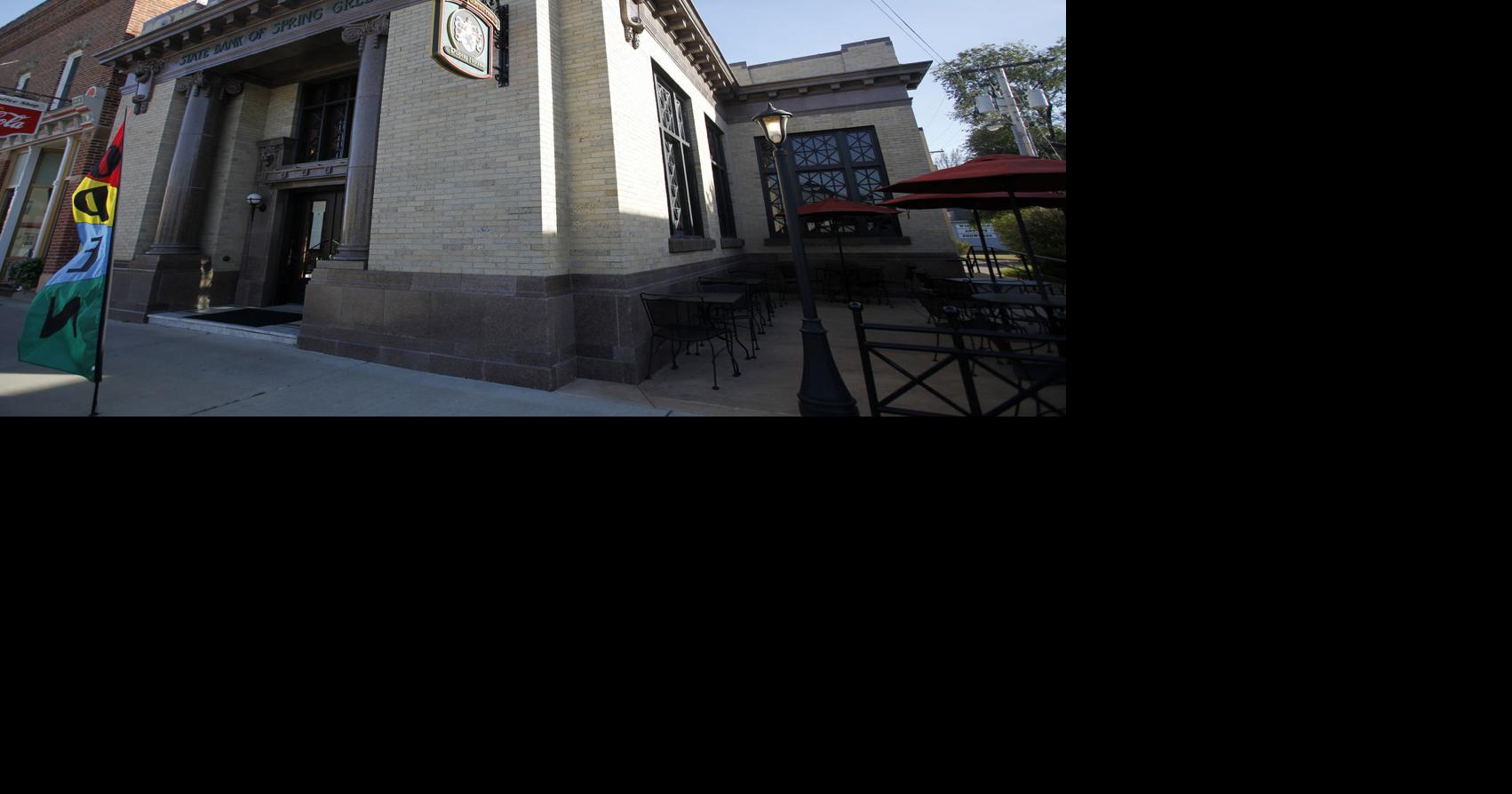 Spring Green restaurant closing to avoid bigger losses due to pandemic