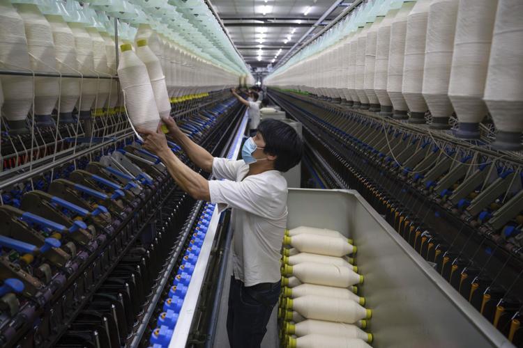 Textile waste piles up in China's landfills