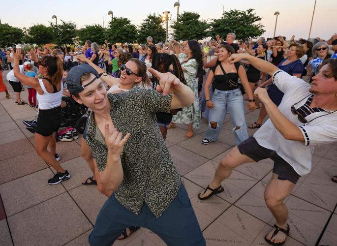 Sculptors' works needed for Monona Terrace rooftop
