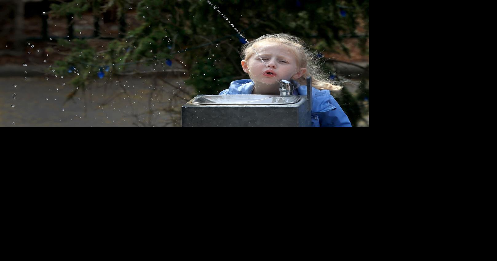 Photo of the day: Finicky fountain
