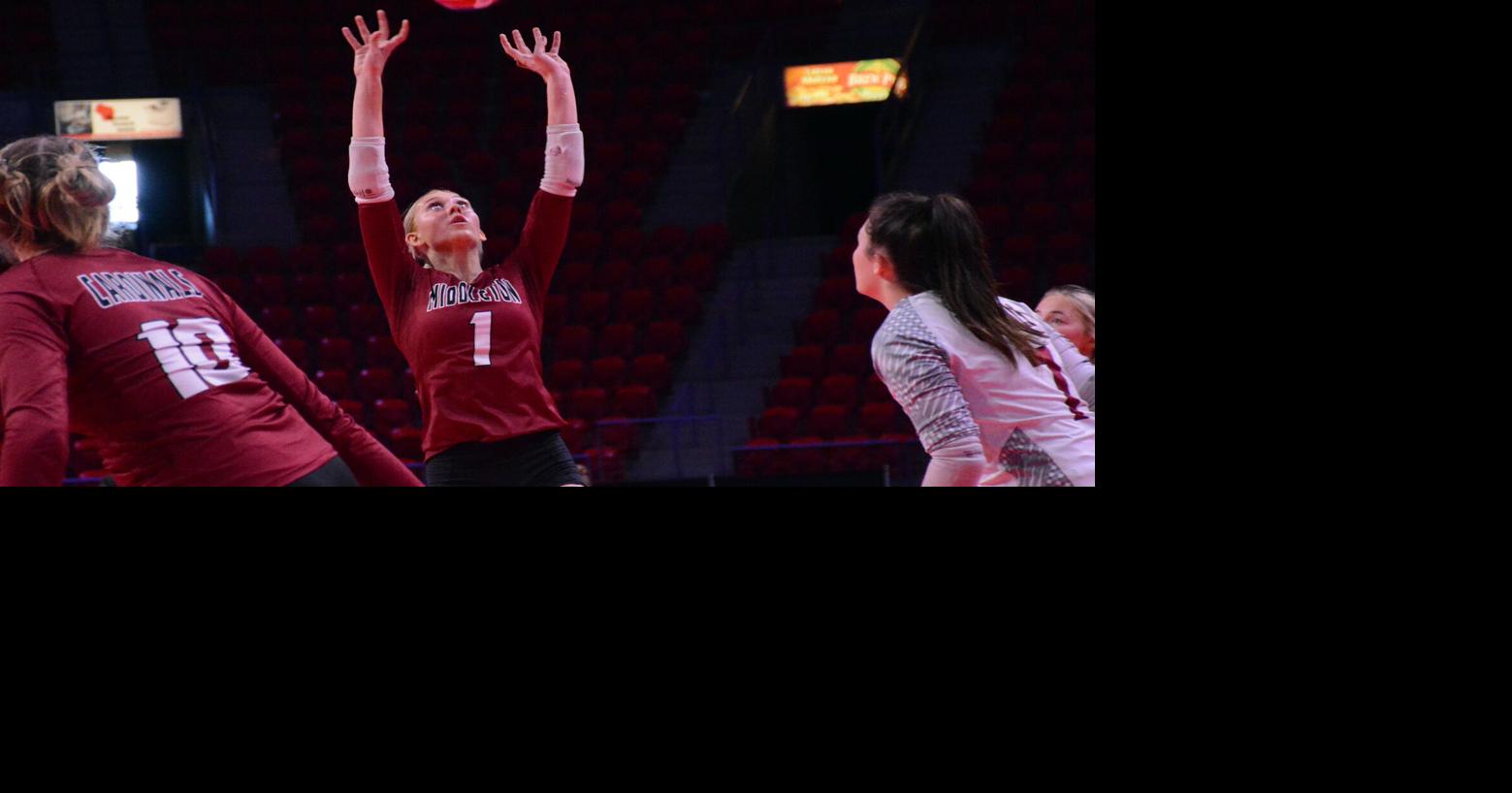 Familiar face makes return to coach Middleton girls volleyball