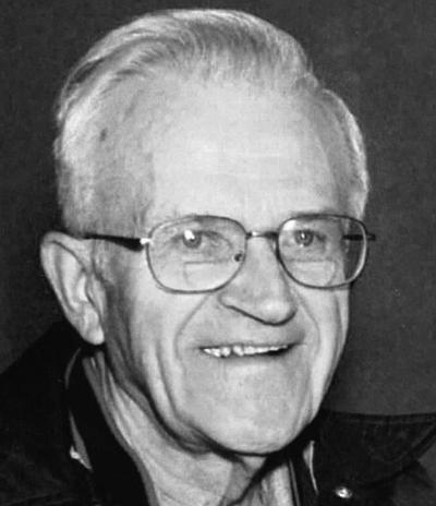 Streich, Morris Edward "Morrie"