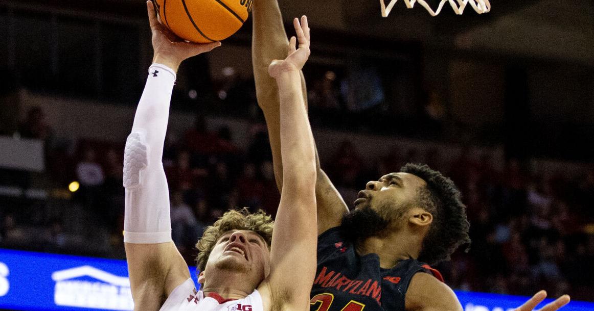 Wisconsin men's basketball guard Max Klesmit misses his 2nd straight game
