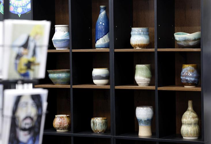 Madison Art Mart opens consignment shop on West Side