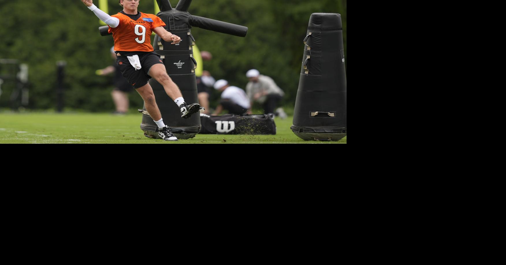 Bengals' Burrow begins wrist rehab