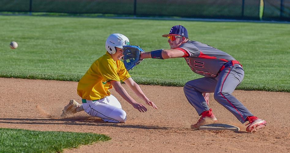 Southwestern hammers Shawe 16-0 for 1st win of season | Sports ...