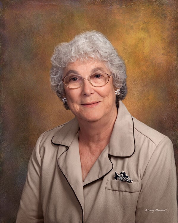 Nina Hellen Bates Youngblood | Obituaries | madisoncourier.com