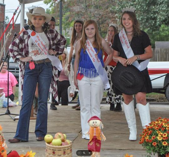 Trimble celebrates 33rd Apple Festival | | madisoncourier.com