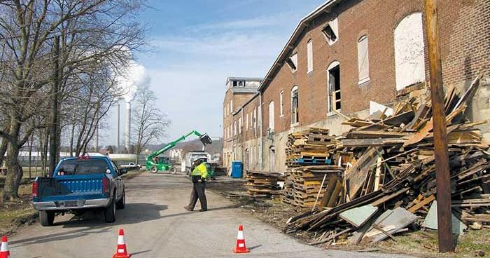 TACK FACTORY ANEW! | Archives | madisoncourier.com