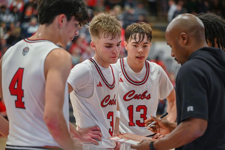 Southwestern survives Madison's best punch for 4th-straight Turkey ...