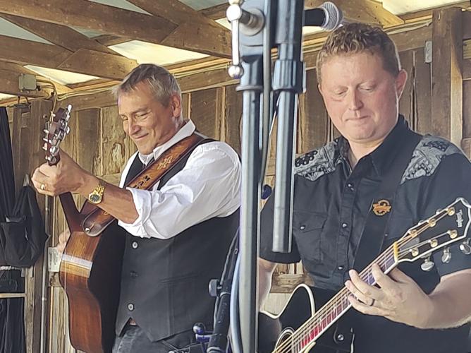 Schwartz Family Restaurant welcomes fall with music festival | Features ...