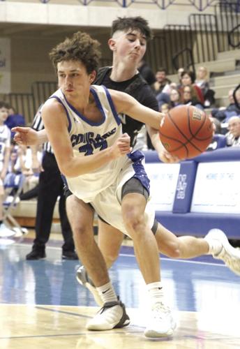 Austin trips up Cougars | Sports | madisoncourier.com