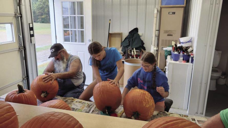 Pumpkin king retires after 30 years | North Vernon | madisoncourier.com