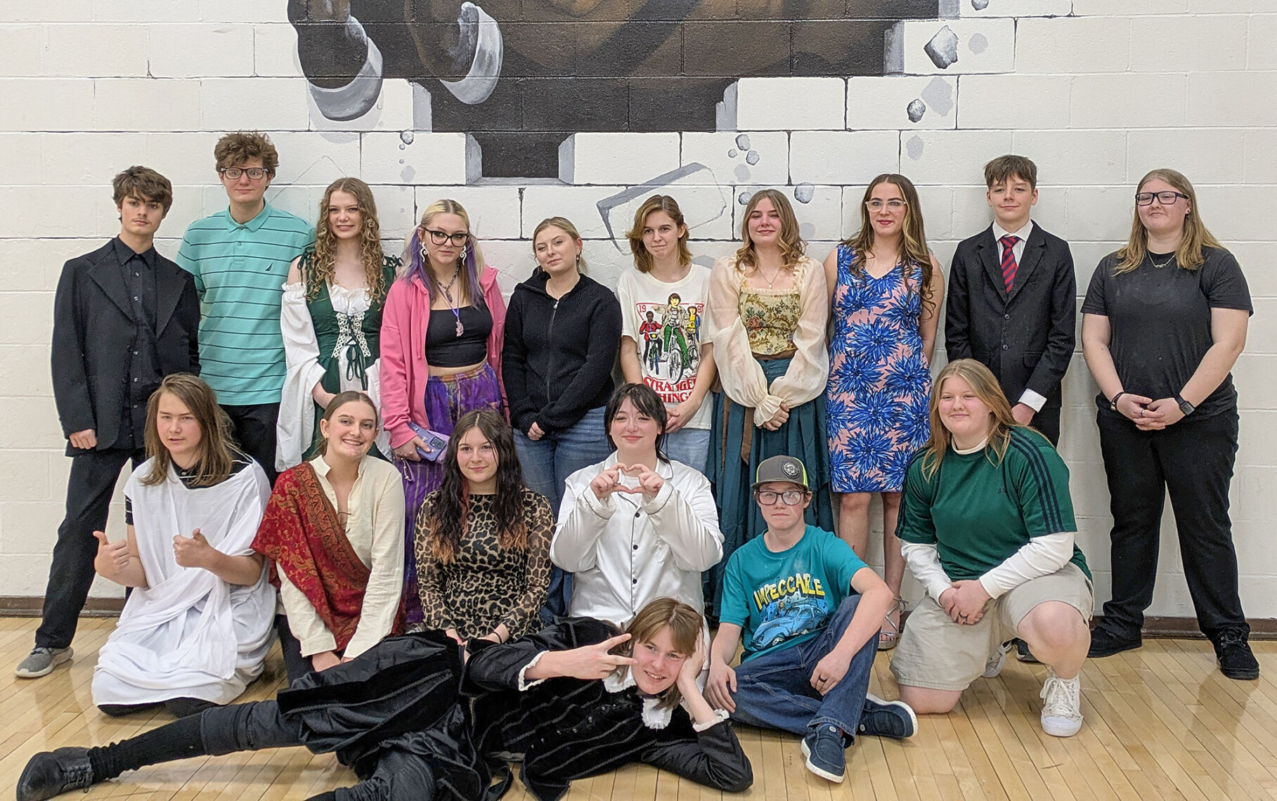 Trimble drama club performs ‘I Hate Shakespeare’ | Features ...