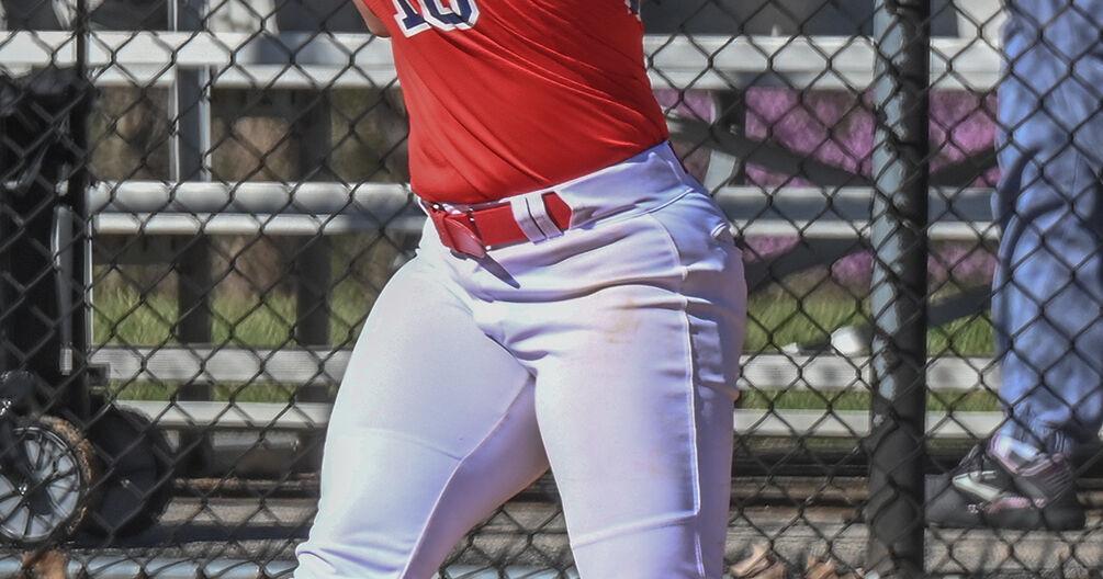 SOFTBALL ROUNDUP: Fulton sets Southwestern hits record in Rebels' win ...