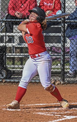 SOFTBALL ROUNDUP: Fulton sets Southwestern hits record in Rebels' win ...