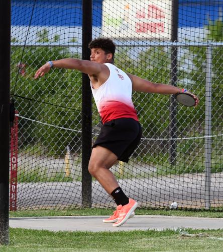 BOYS TRACK & FIELD SECTIONAL: Depth carries Madison to first sectional ...