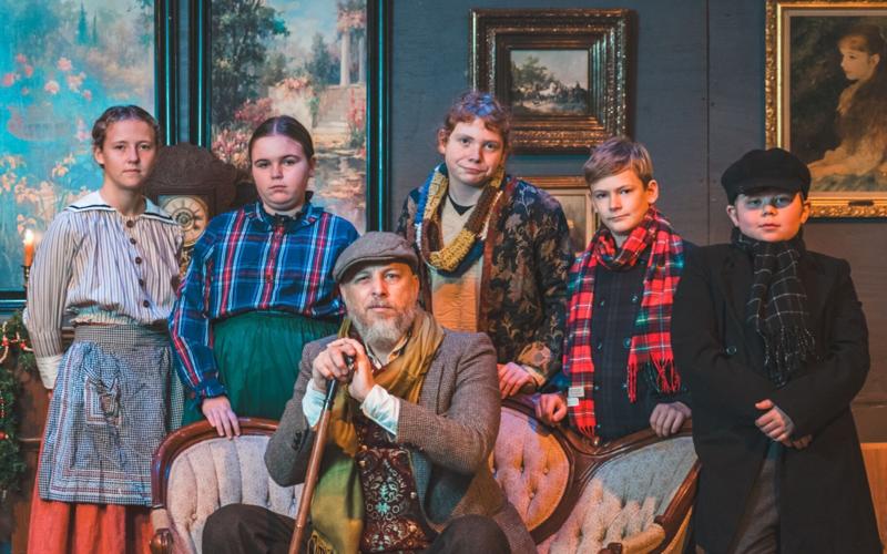 A Dickens’ Christmas experience continues this weekend in Eminence ...