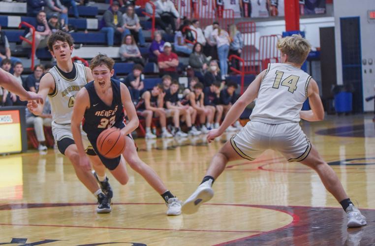 2A BOYS BASKETBALL SECTIONAL: Southwestern defense puts away Henryville ...
