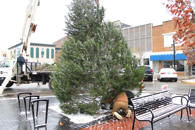 Santa arrives in downtown North Vernon | North Vernon | madisoncourier.com