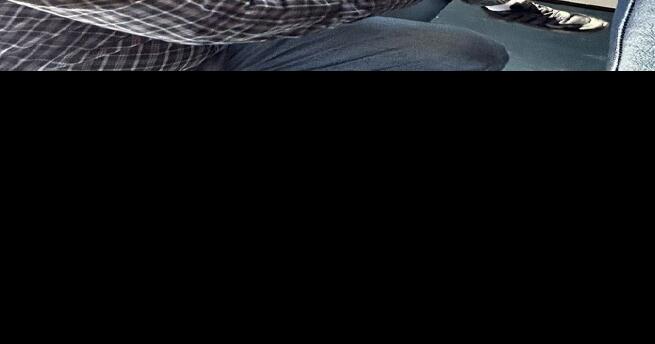 Head Start bus driver helps a young passenger | Carroll News Democrat ...