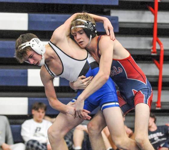 Southwestern's Gross breezes to 120 title at SIWC Tournament of ...