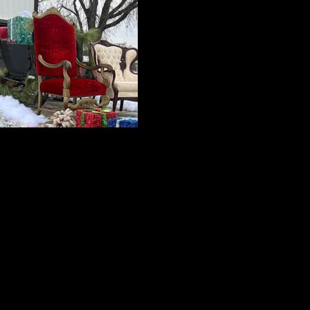 How the Grinch stole Santa's chair | Features | madisoncourier.com