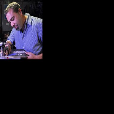 Artist Profile: Marc Tschida | Archives | madisoncourier.com