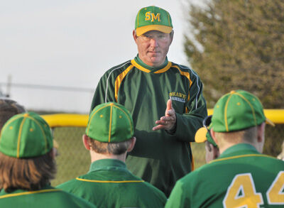 Mayor Armstrong returns to the diamond | Sports | madisoncourier.com