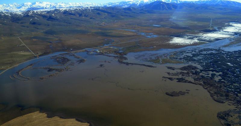Magic Reservoir spills, creeks and lakes flooding