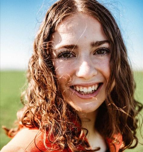 Scholar of the Week: Kimberly High School's Mallory Otto