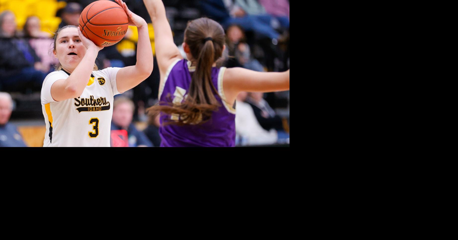 CSI basketball teams pick up wins at Coca-Cola Invitational